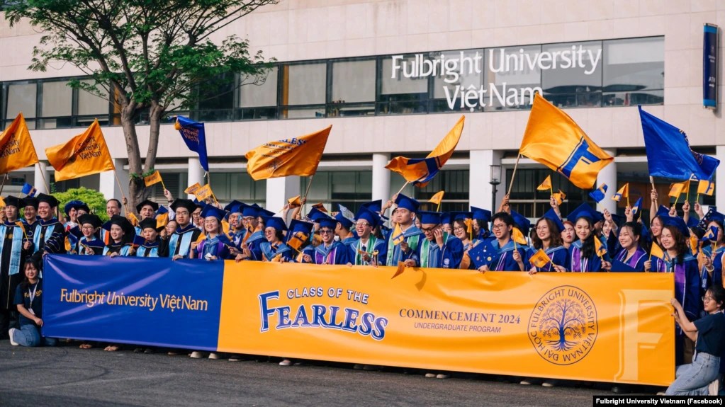 Bộ Ngoại giao lên tiếng sau khi ĐH Fulbright do Mỹ tài trợ bị cáo buộc ...